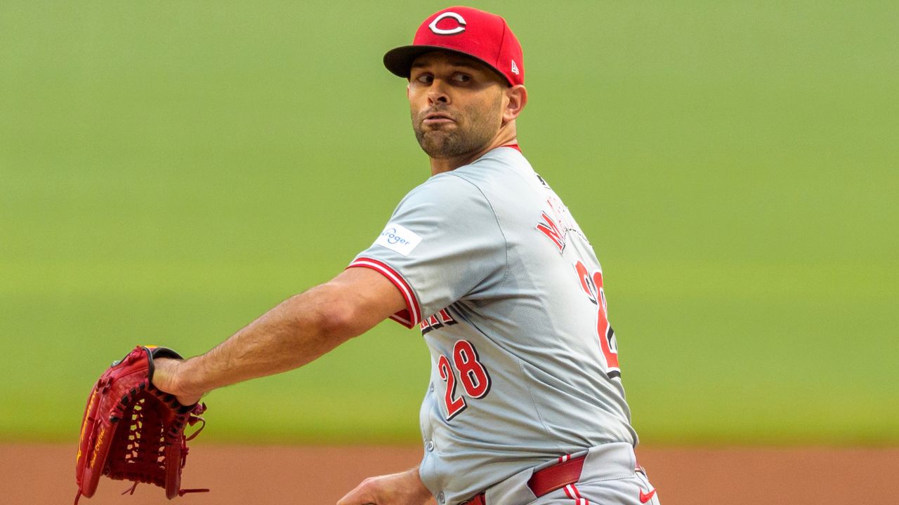 Pitcher Nick Martinez accepts $21.05 million qualifying offer to remain ...