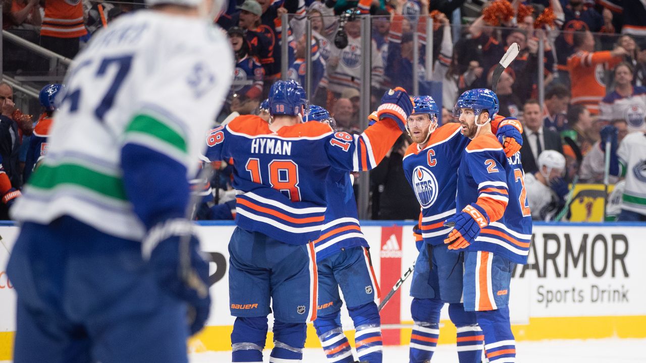 Oilers Notebook: Edmonton seeking identity in front of hostile Canucks ...