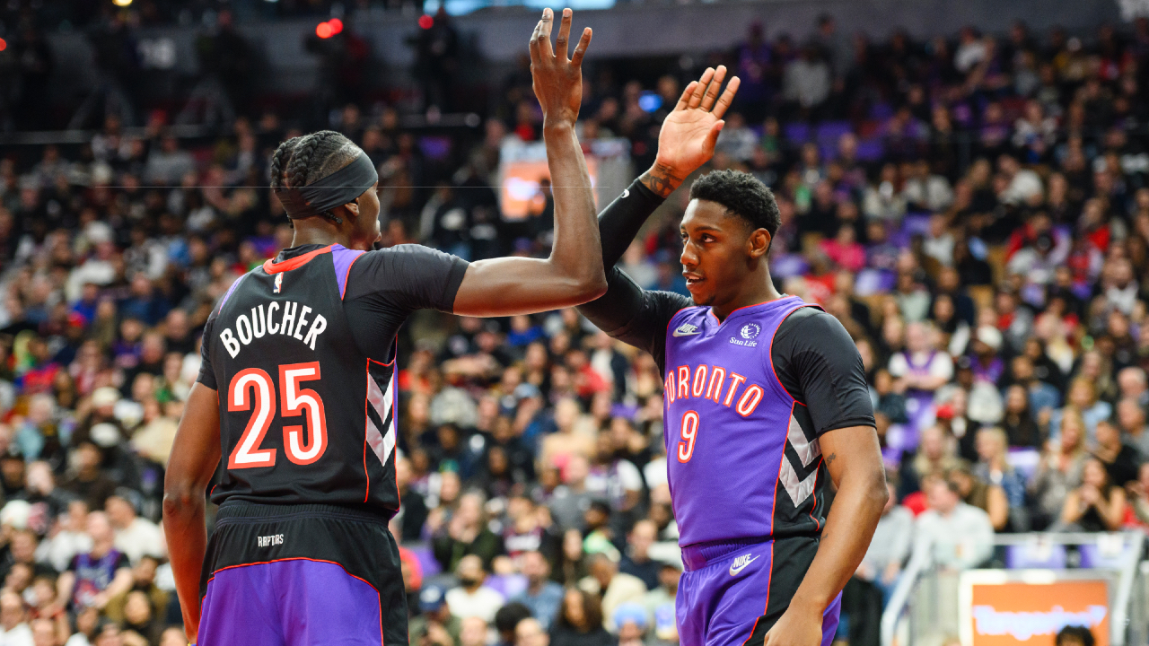 Canada's Barrett scores 31 points as Raptors hold off Kings for ...