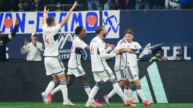 Whitecaps keep playoff drive alive with win over LAFC - Sportsnet.ca