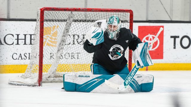 Goalie Yaroslav Askarov to make Sharks debut against Blues - Sportsnet.ca