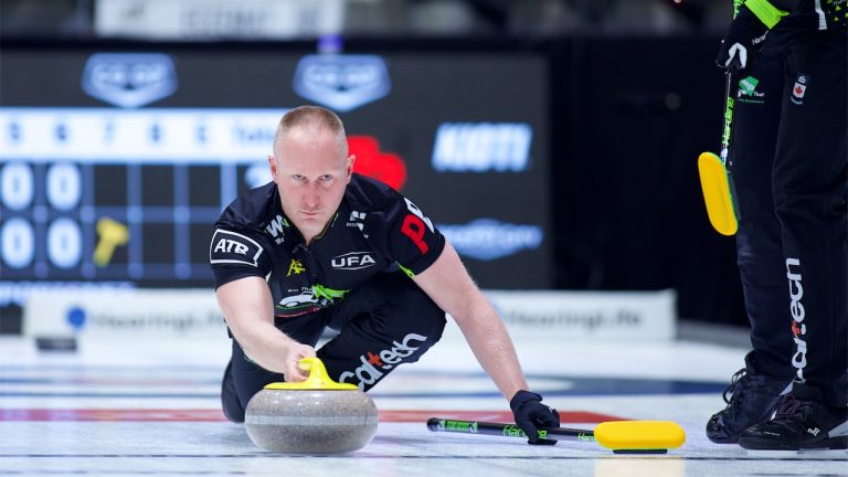 Jacobs defeats Dunstone to win first game at Co-op Canadian Open ...