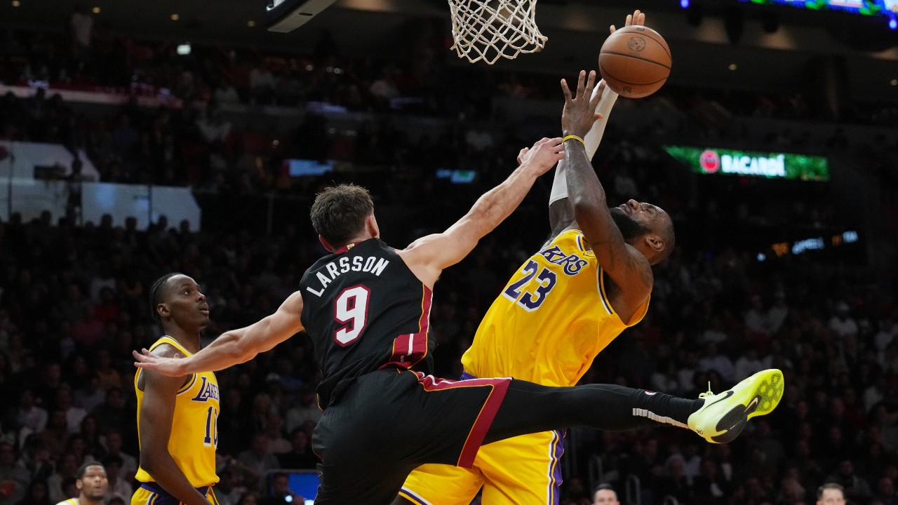 NBA Roundup: Heat set assists record in blowout win over Lakers ...