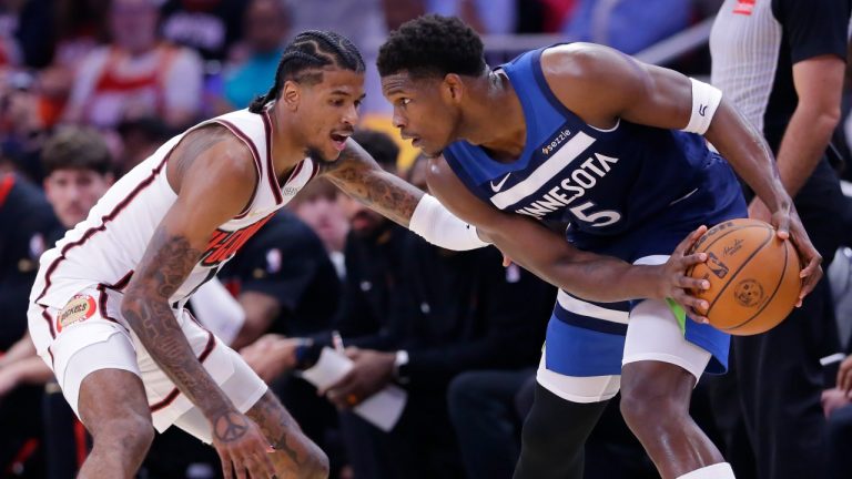 Edwards hits game-winner to cap Timberwolves rally over Rockets - Sportsnet.ca