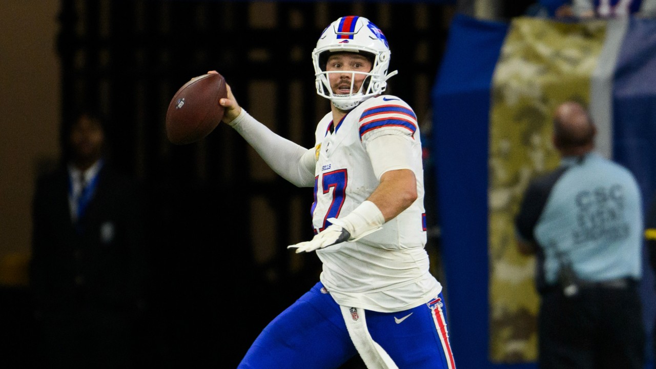 Allen leads Bills into playoffs for sixth straight year, overcoming his ...