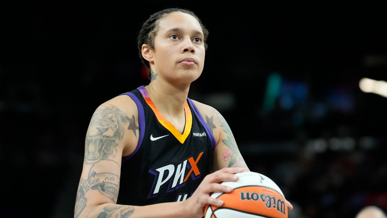 Brittney Griner plans to sign with Dream, ending her 11-year run with Mercury - Sportsnet.ca