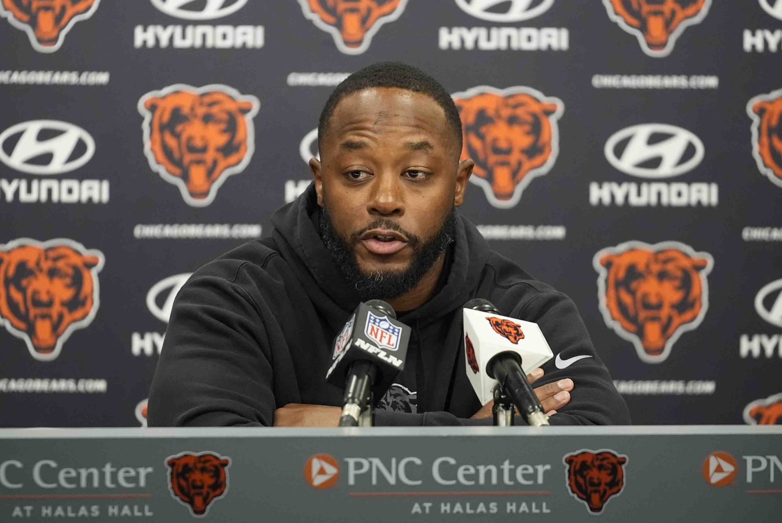 Chicago Bears interview Thomas Brown for their coaching vacancy ...
