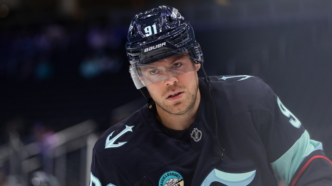 Seattle Kraken place winger Daniel Sprong on waivers - Sportsnet.ca