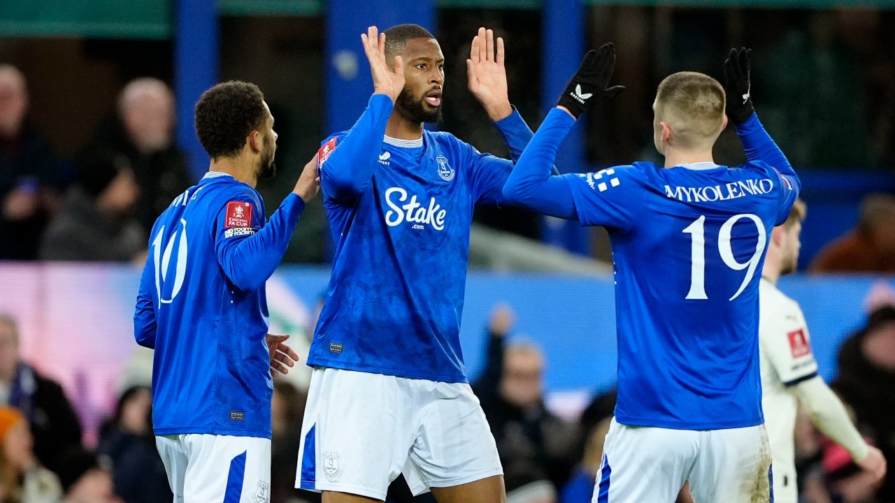 FA Cup Roundup: Everton advances after Dyche's firing - Sportsnet.ca