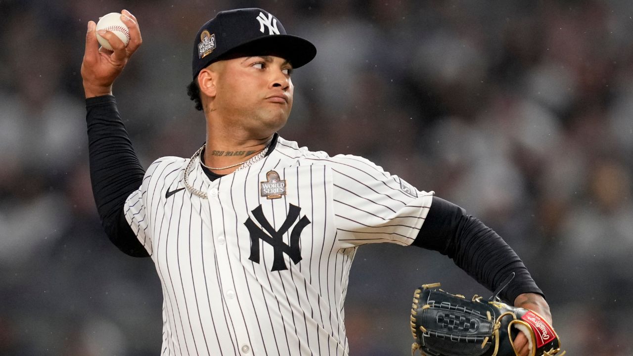Yankees' Luis Gil to start season on IL with shoulder injury - Sportsnet.ca
