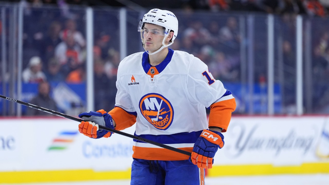 Islanders star Mathew Barzal out indefinitely with lower-body injury ...