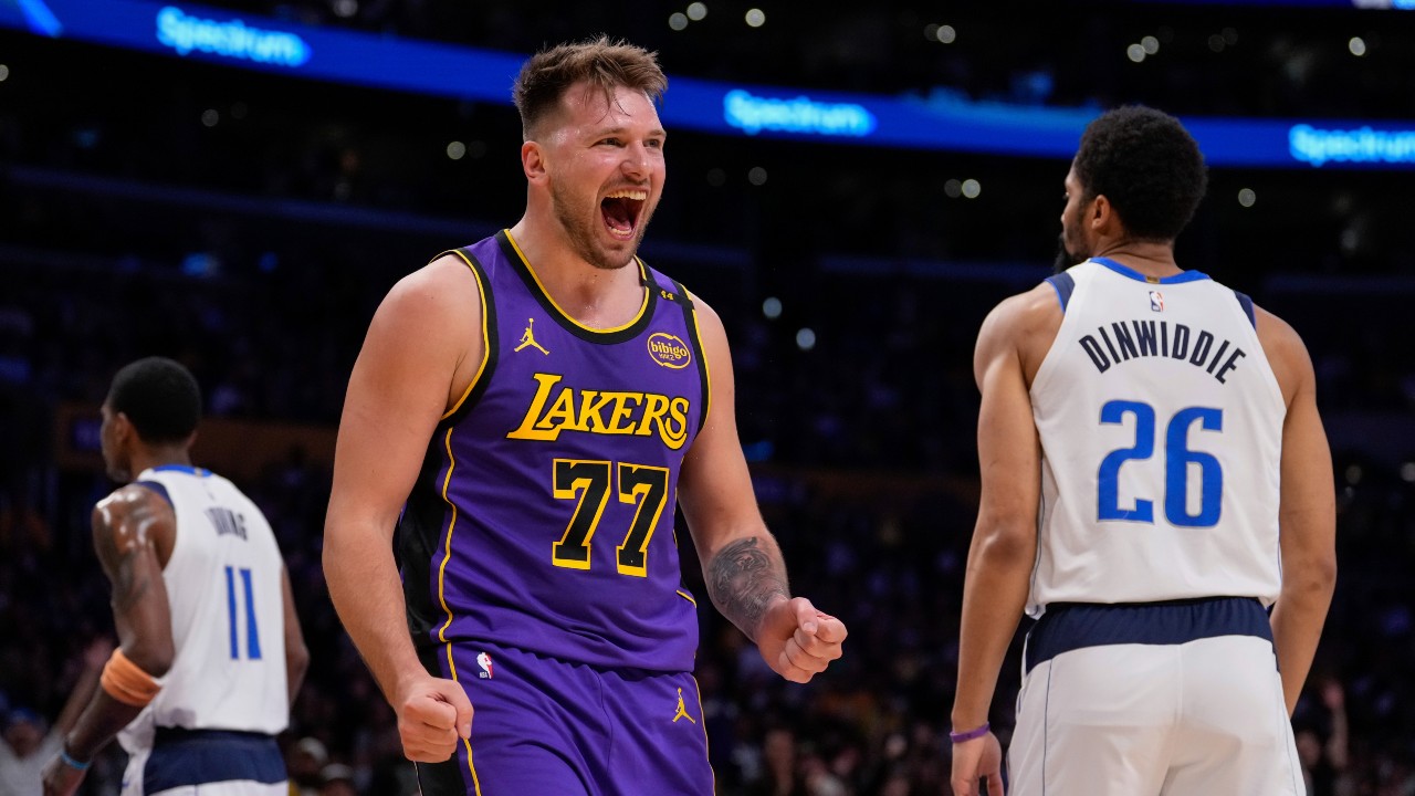 Luka Doncic posts triple-double against old team, Lakers beat Mavericks - Sportsnet.ca