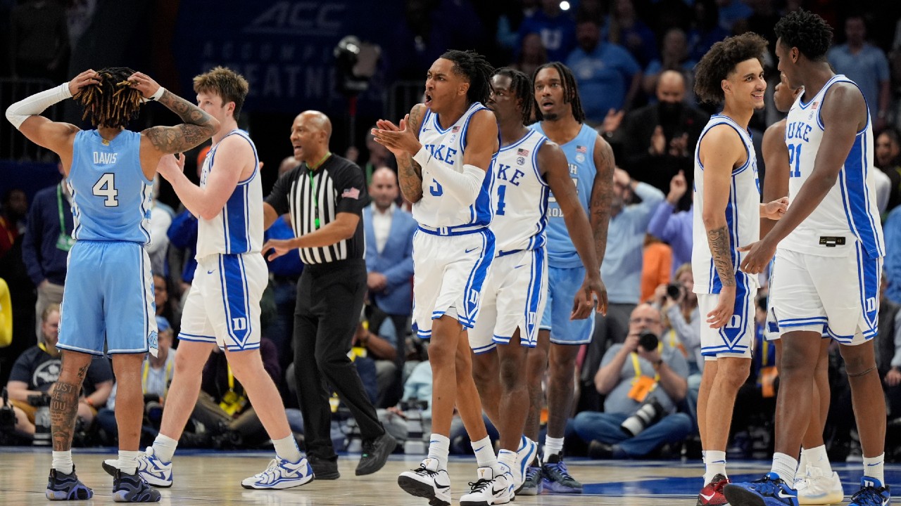 Flagg-less Duke holds off North Carolina thanks to lane violation ...