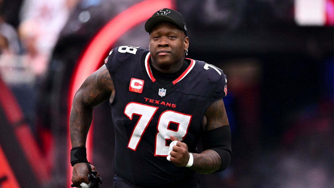 Report: Texans trade five-time Pro Bowl tackle Laremy Tunsil to Commanders