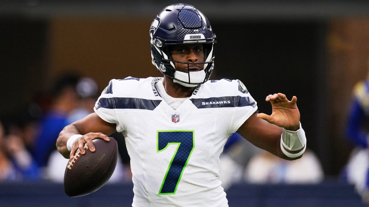 Reports: Raiders acquire QB Geno Smith from Seahawks - Sportsnet.ca