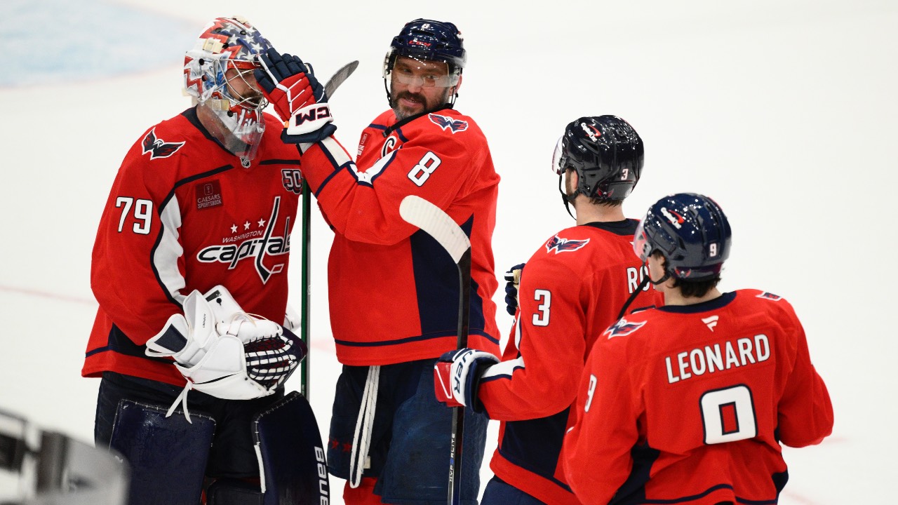 Capitals top team in East after Alex Ovechkin sets NHL career goals ...