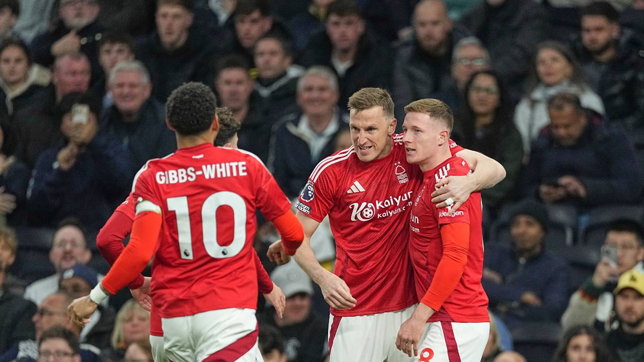 Premier League Roundup: Nottingham Forest advance to third in table ...