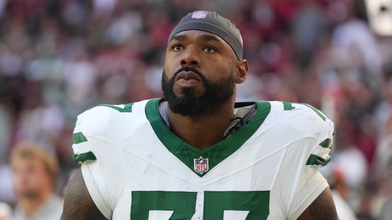 AP Source: Tyron Smith to retire, sign one-day contract with Cowboys ...