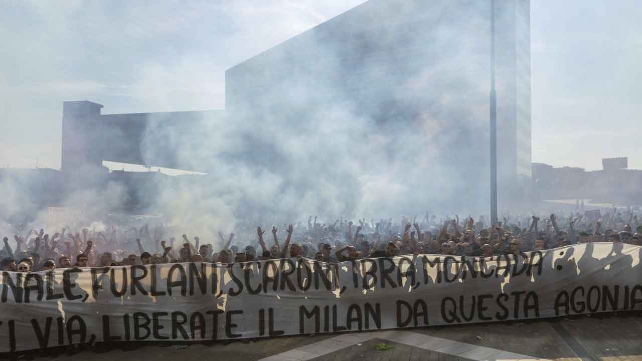 AC Milan supporters organize protests after disappointing season ...