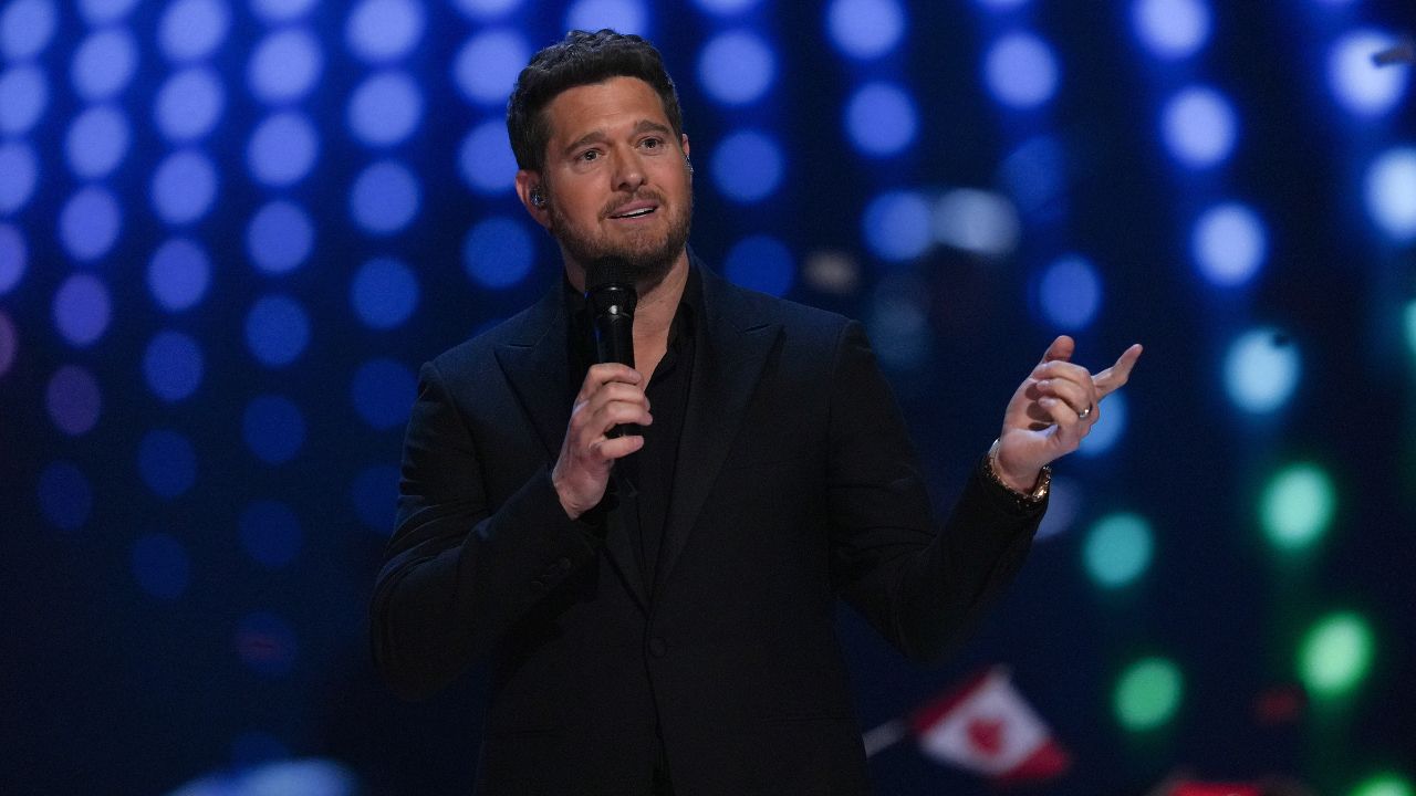 Panthers sign Canadian singer Michael Buble for cancer fundraising ...