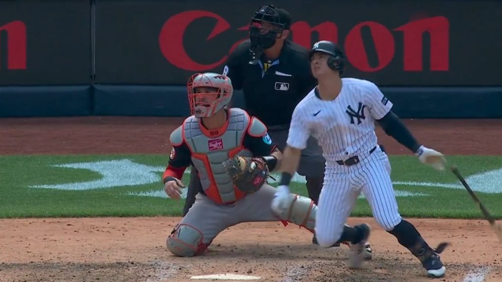 Volpe uses the short porch for Yankees’ fourth homer of the day vs. Orioles