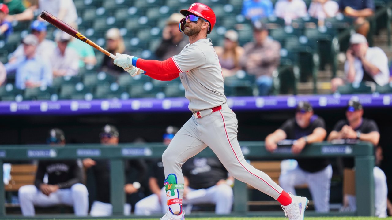 Bryce Harper homers in first at-bat in return to Phillies' lineup after ...