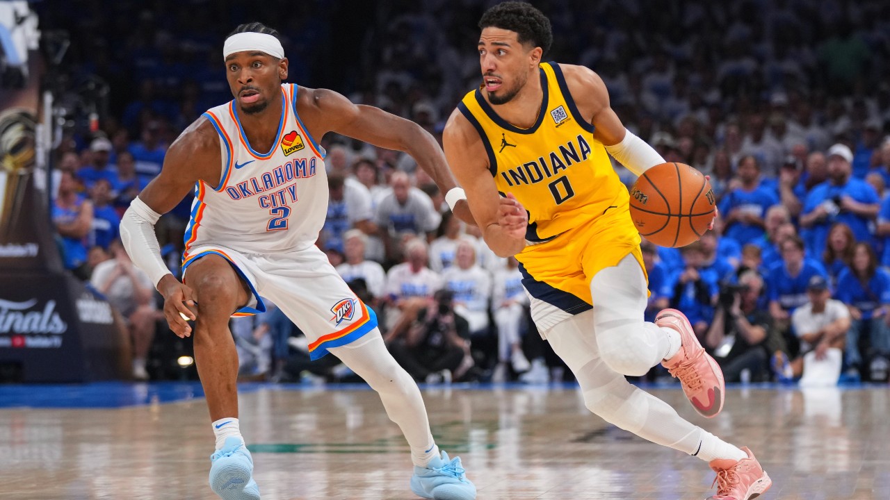 Pacers' Haliburton aggravates leg injury, struggles in Game 5 loss vs ...