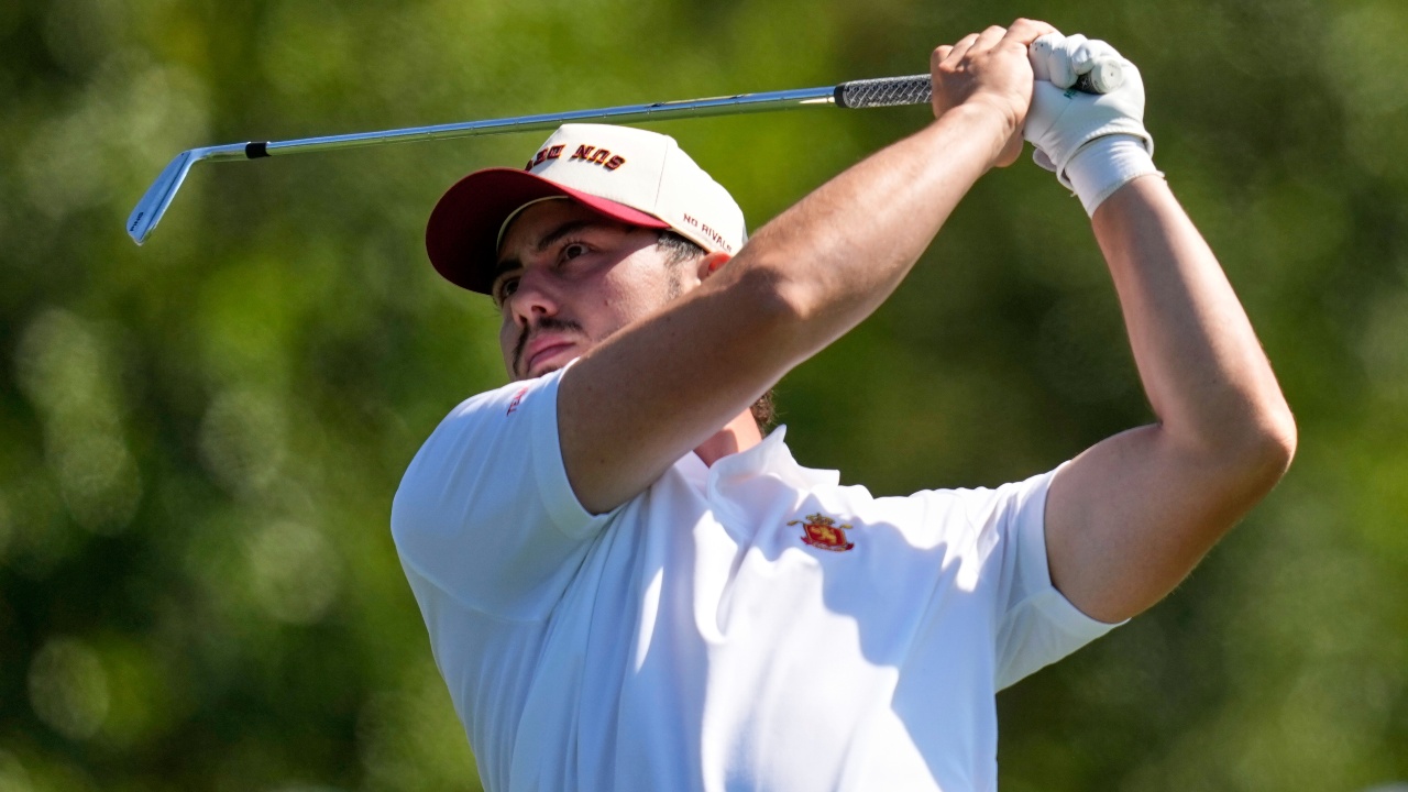 Former U.S. Amateur champion Ballester wins first professional event ...