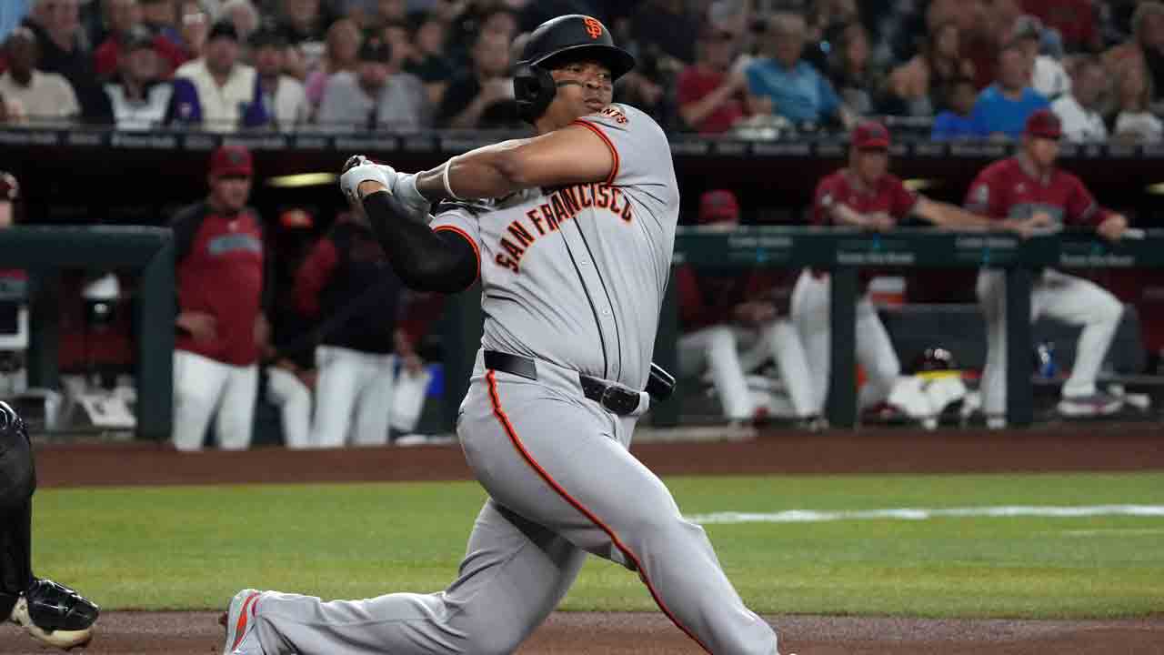 Devers starts at first base, helps Giants beat Braves to snap 6-game ...