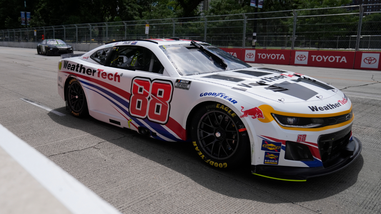 Shane Van Gisbergen wins in Chicago, completing a NASCAR weekend sweep ...