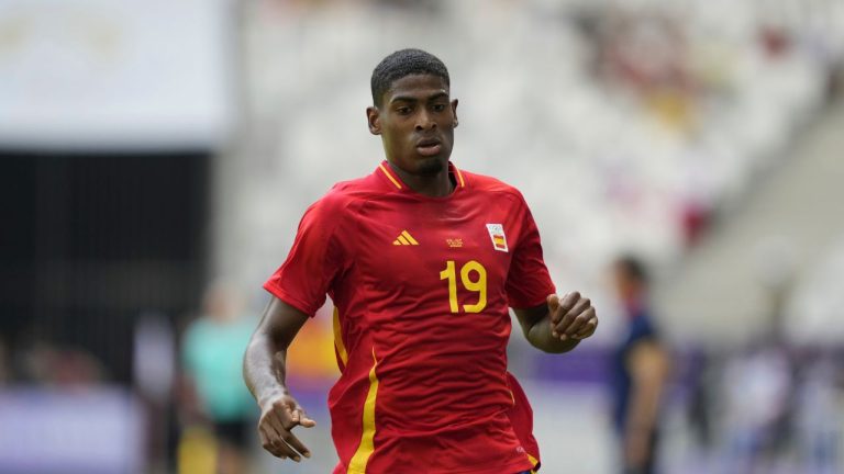 Arsenal signs Spain U21 defender Cristhian Mosquera - Sportsnet.ca
