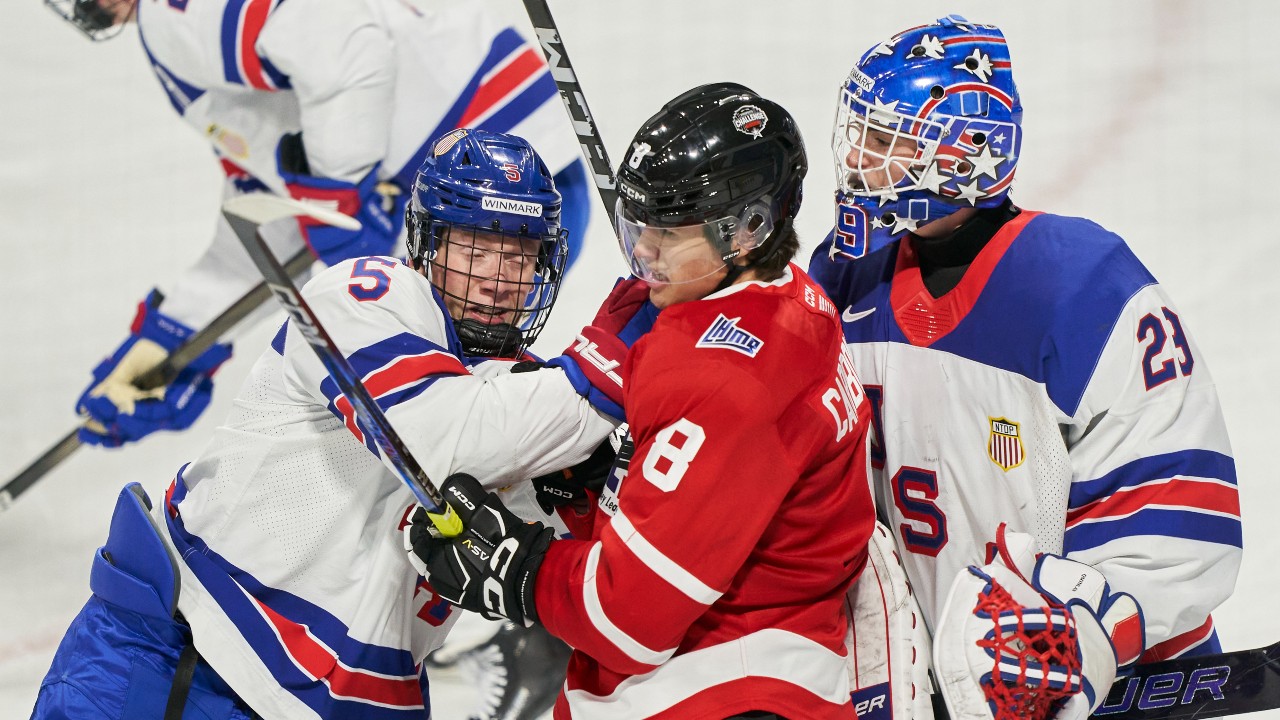 Blues first-round pick Carbonneau picks return to QMJHL's Armada over ...