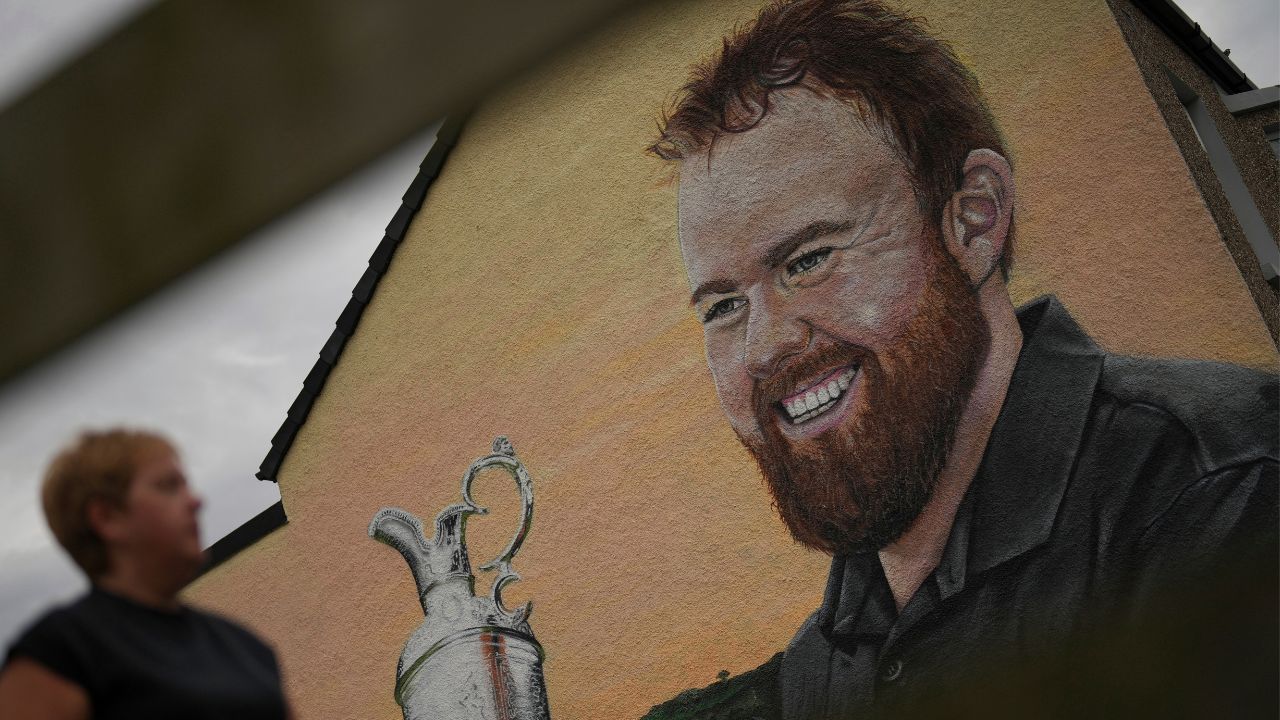Lowry back at Royal Portrush where mural depicts 'special' 2019 win ...