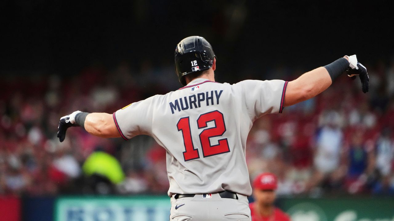Murphy hits two long HRs, Braves beat Cardinals - Sportsnet.ca