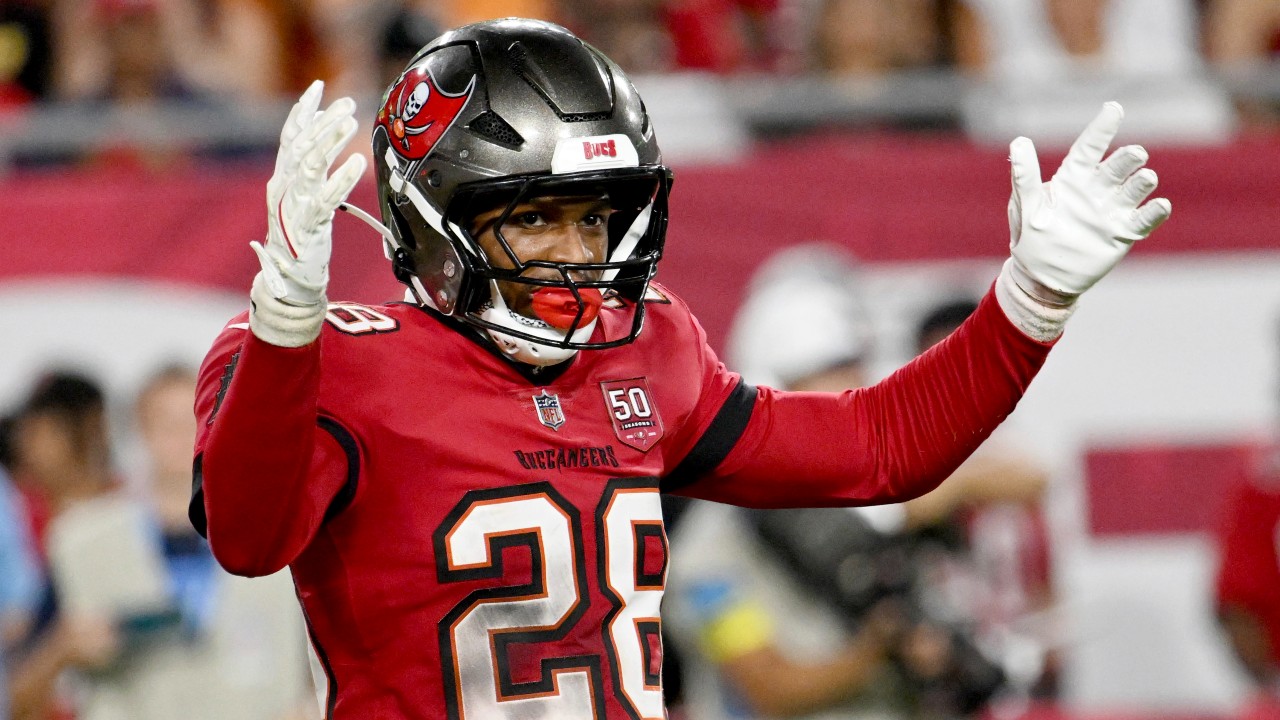 AP Source: Buccaneers waive Shilo Sanders - Sportsnet.ca