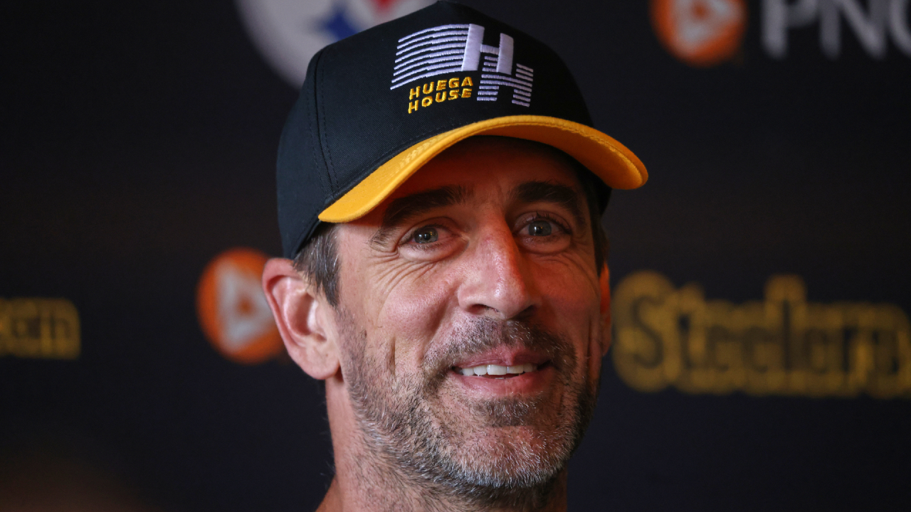 In Ireland, Aaron Rodgers talks Guinness and NFL international growth - Sportsnet.ca