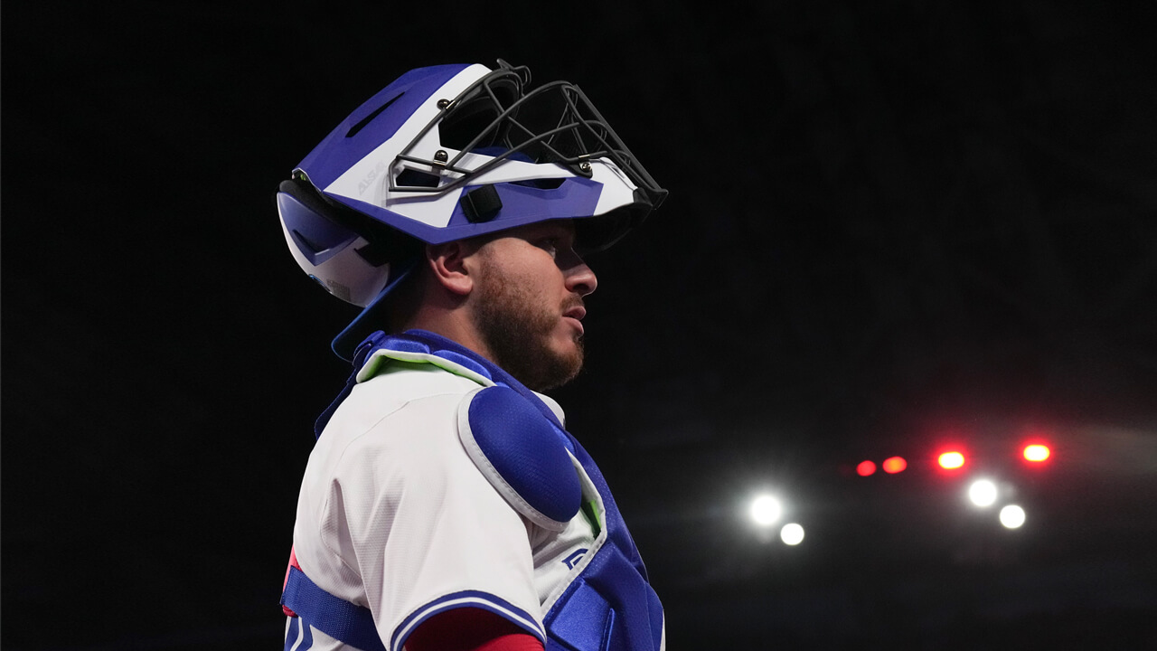 How Alejandro Kirk Maintains Composure While Leading Blue Jays in ALDS ...