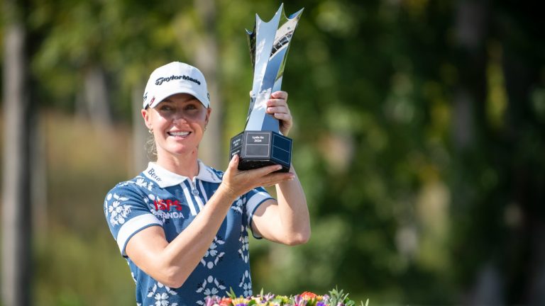 Hull takes advantage of Thitikul's collapse to win Kroger Queen City title - Sportsnet.ca