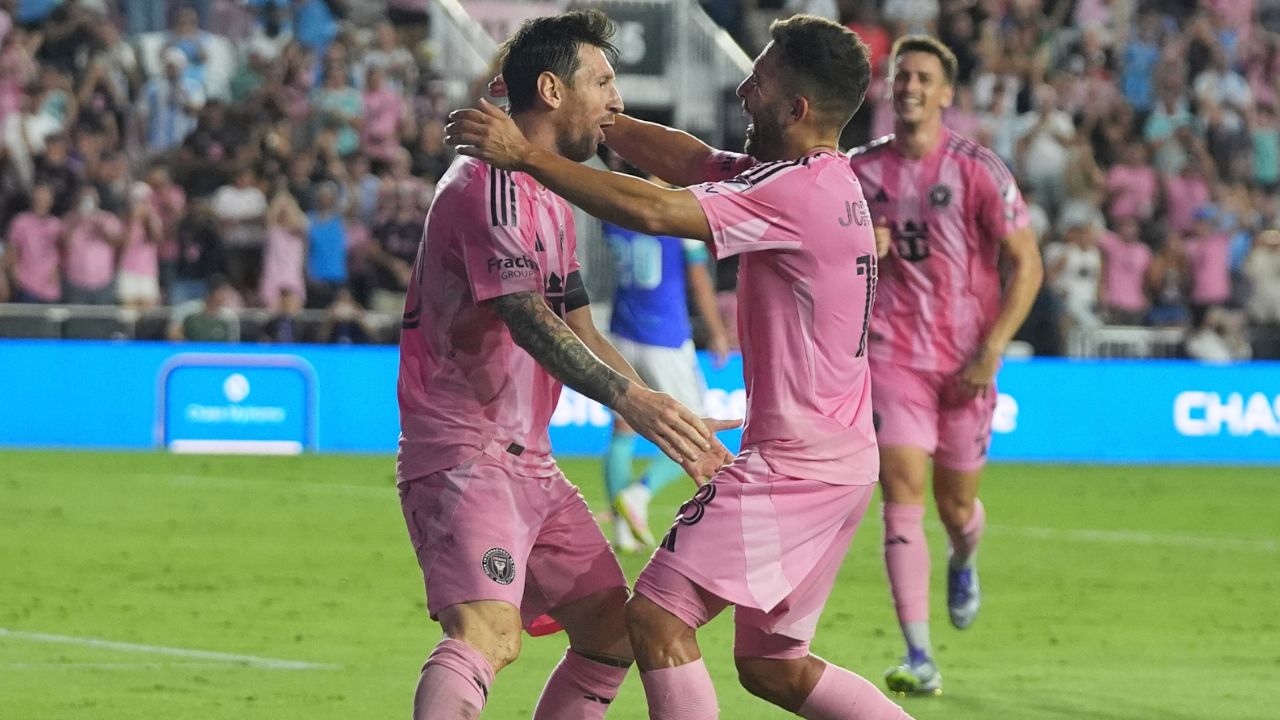 Lionel Messi leads Inter Miami to victory over Seattle Sounders in big ...