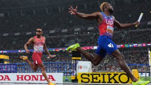 Canadian shot-putter Sarah Mitton notches world's best indoor throw ...