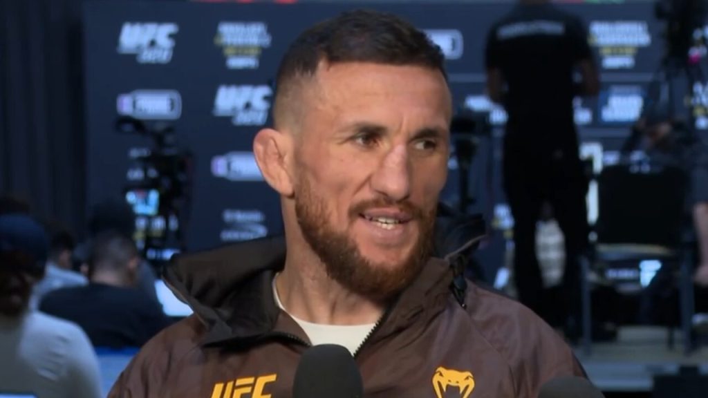 Dvalishvili details his regimen for cutting weight before a fight