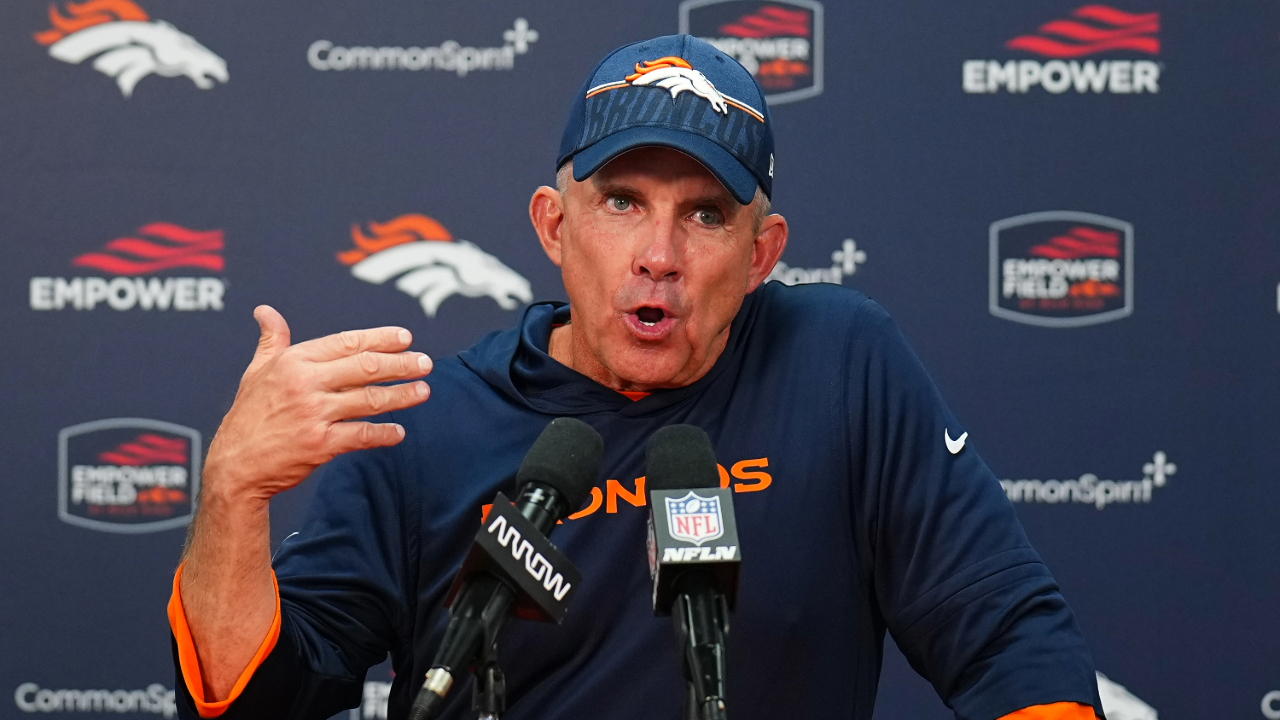 Payton adamant post-game comments were about Dart, not Wilson ...