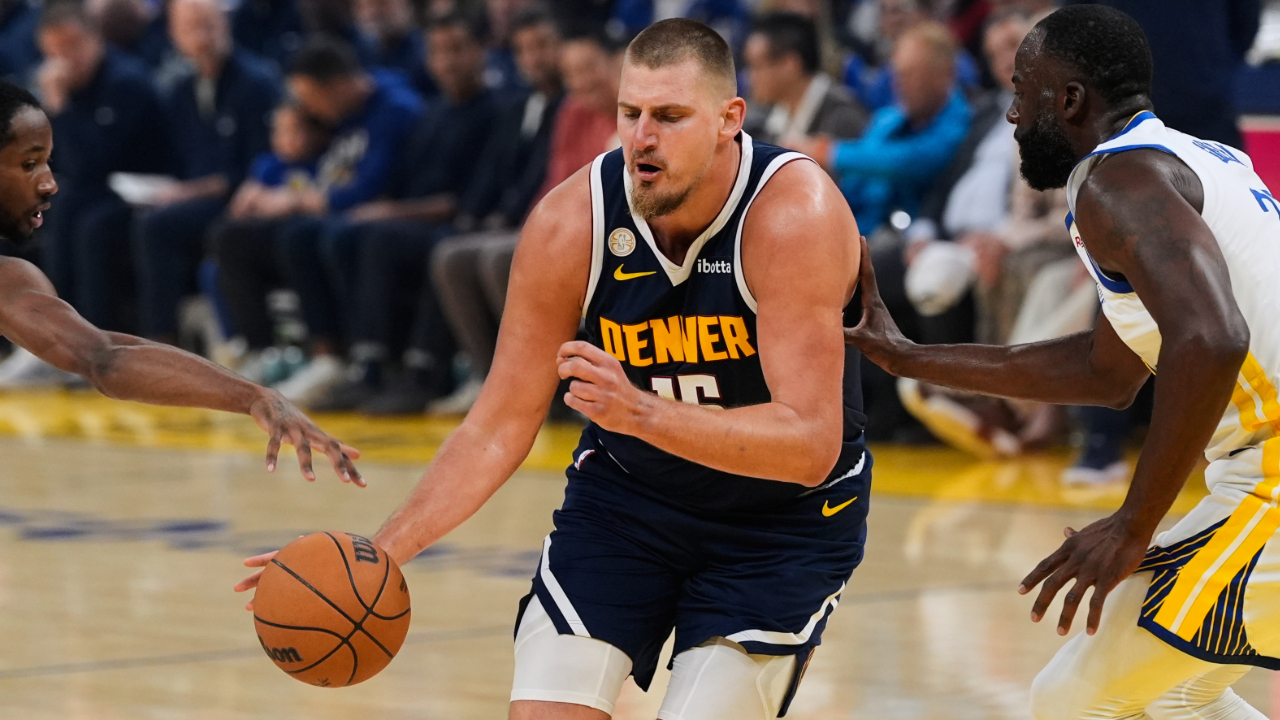 Nikola Jokic's triple-double lifts Nuggets over Suns - Sportsnet.ca