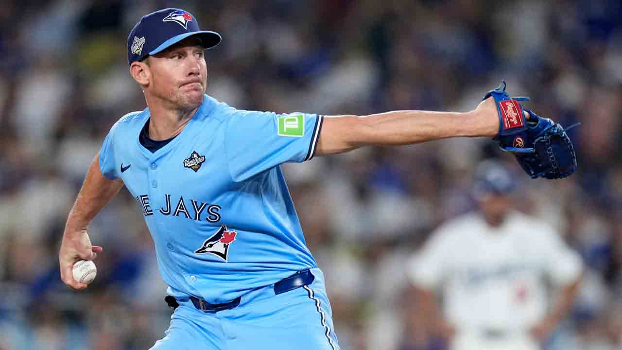 Chris Bassitt continues post-season scoreless streak in Blue Jays ...