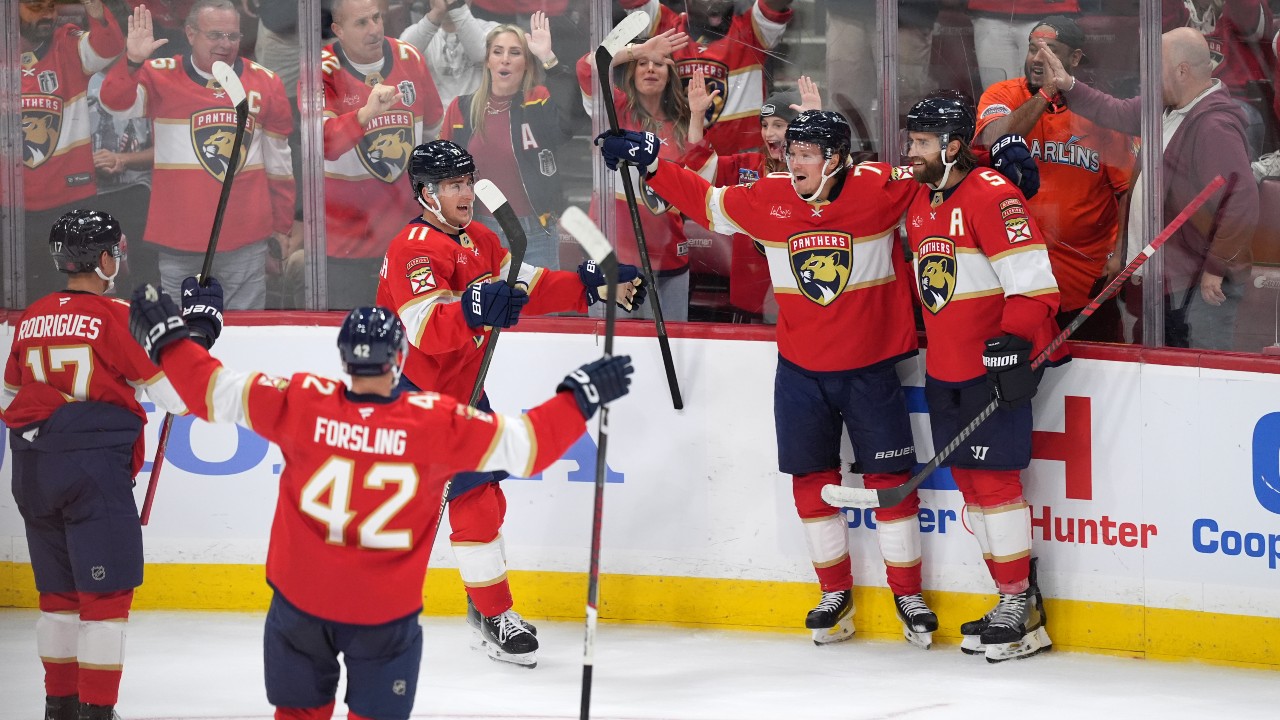 Boqvist scores winner as Panthers beat Blackhawks on banner-raising ...