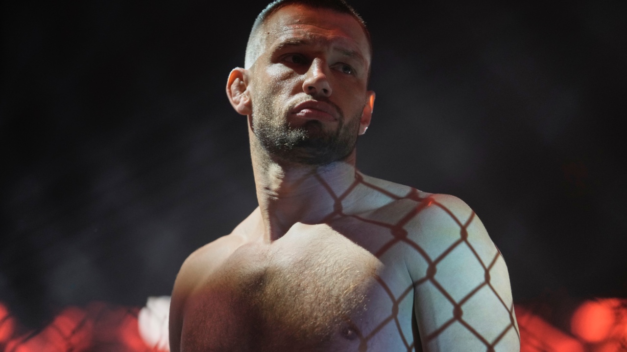 'Trying to chase a dream': Inside Reinier de Ridder's whirlwind UFC ...