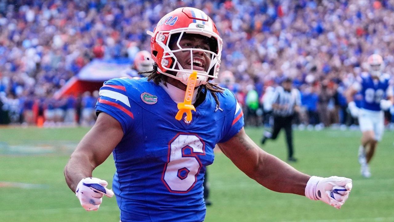 Wilson shines in debut as Florida upsets No. 9 Texas in the Swamp ...