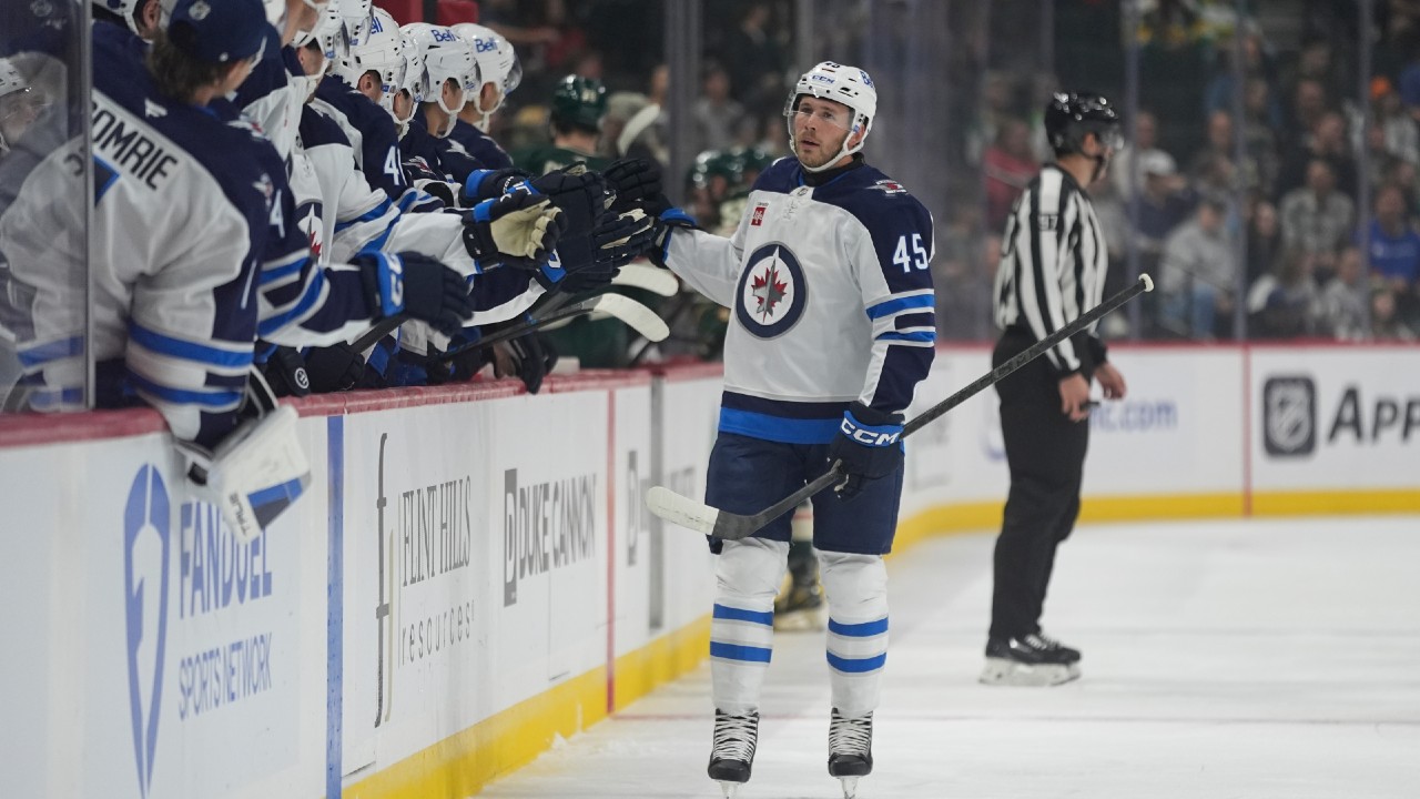 Jets' Cole Koepke injured vs. Islanders - Sportsnet.ca