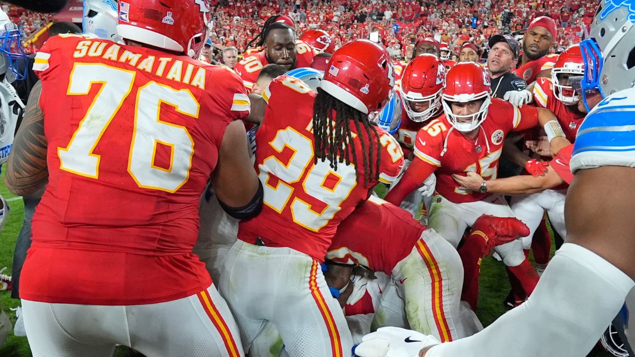 Mahomes propels Chiefs to win over Lions before fistfight breaks out ...