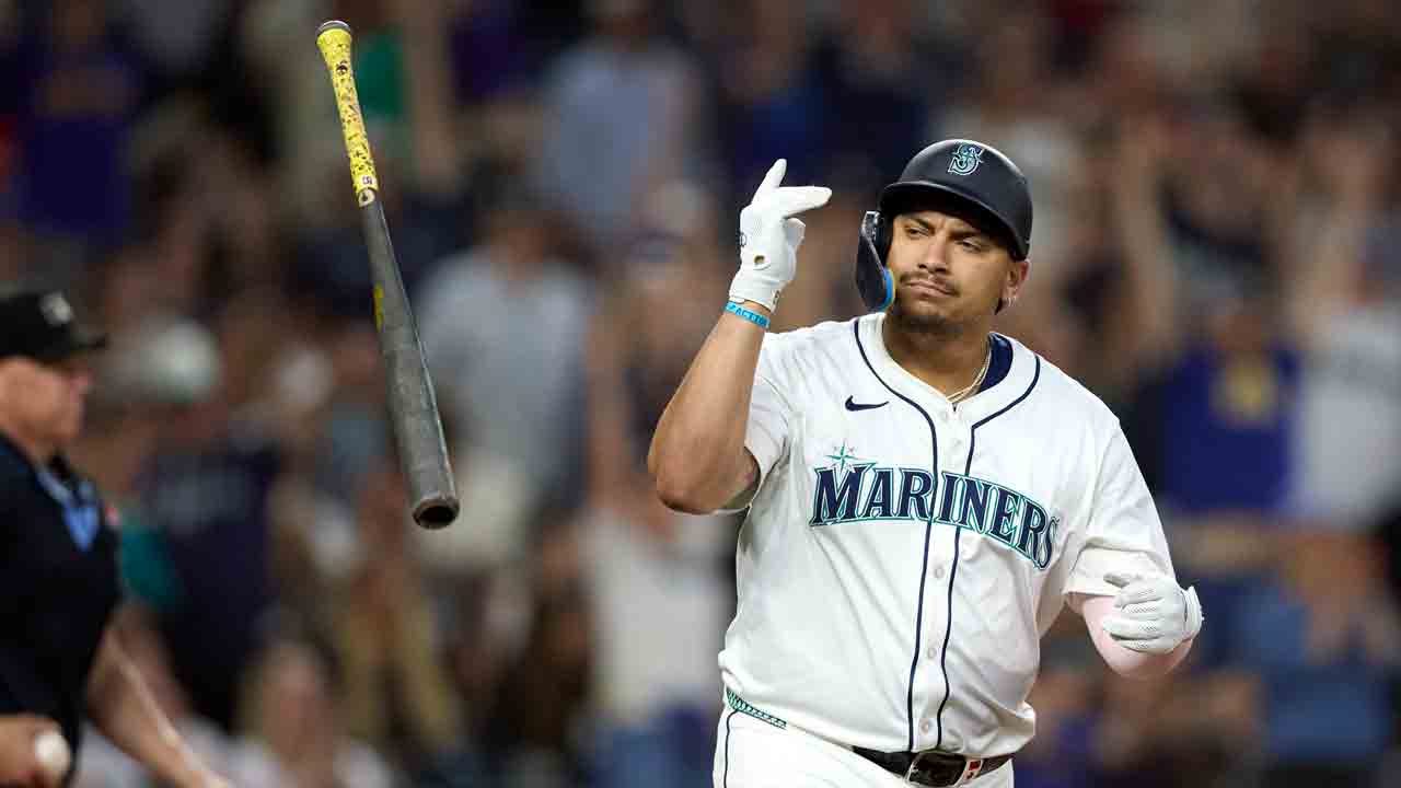 Mariners GM calls Canada's Josh Naylor an off-season 'priority ...